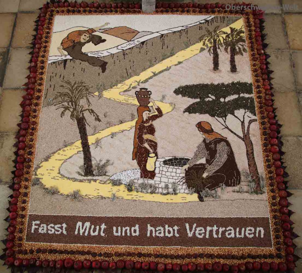 Erntedankteppich in Steinhausen Rottum